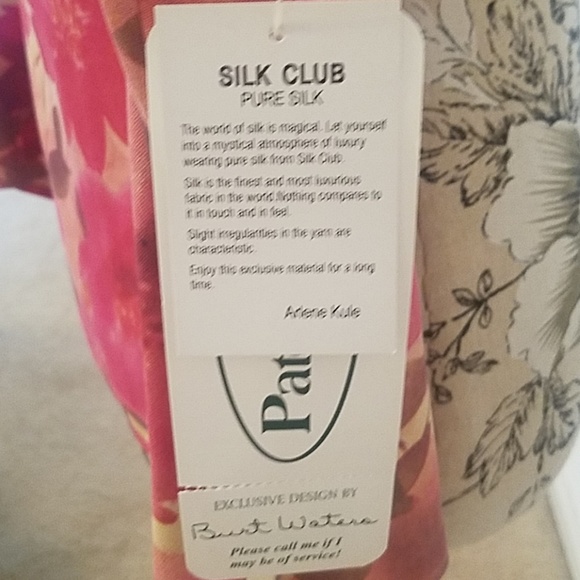 Patchington | Tops | Gorgeous Patchington Petite Silk Top | Poshmark